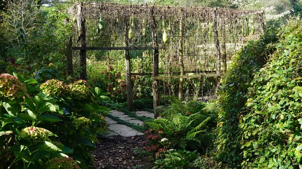 Stacked garden Stock Photos, Royalty Free Stacked garden Images ...