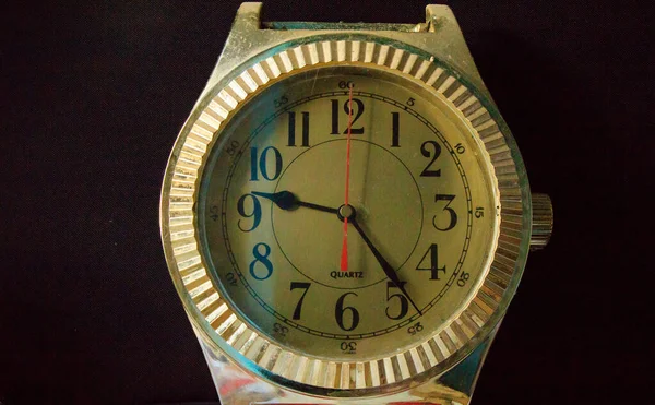 Young clock Stock Photos, Royalty Free Young clock Images | Depositphotos