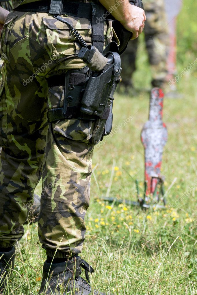 Police shooting practice at a shooting range — Stock Photo © Tylinek ...