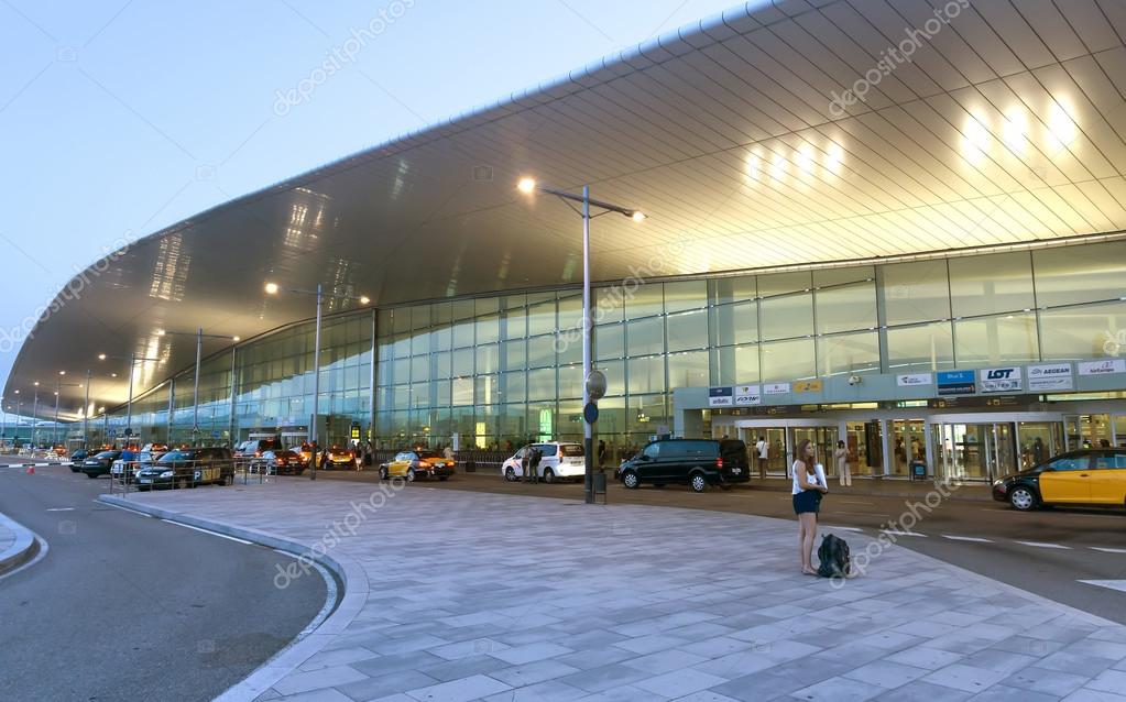 Terminal T1 del aeropuerto de El Prat-Barcelona 2024