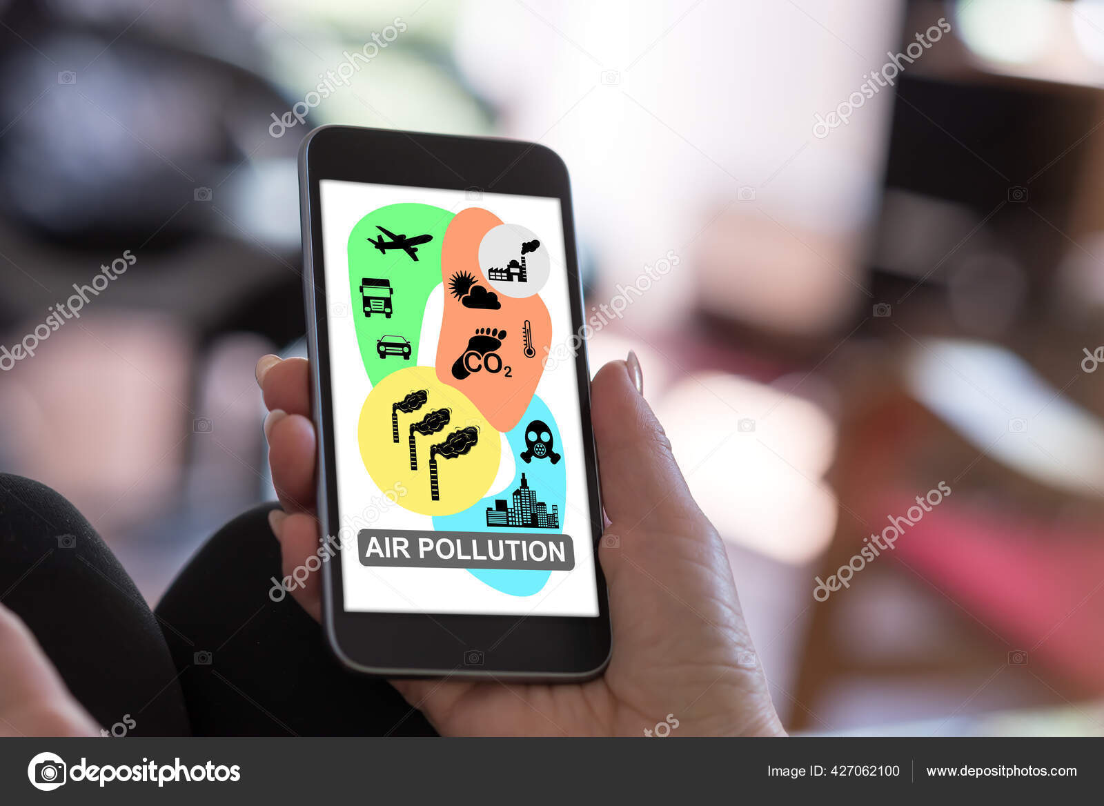 Hand Holding Smartphone Air Pollution Concept — Stock Photo © thodonal ...