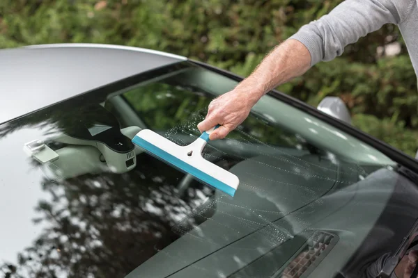Windshield cleaning Stock Photos, Royalty Free Windshield cleaning ...