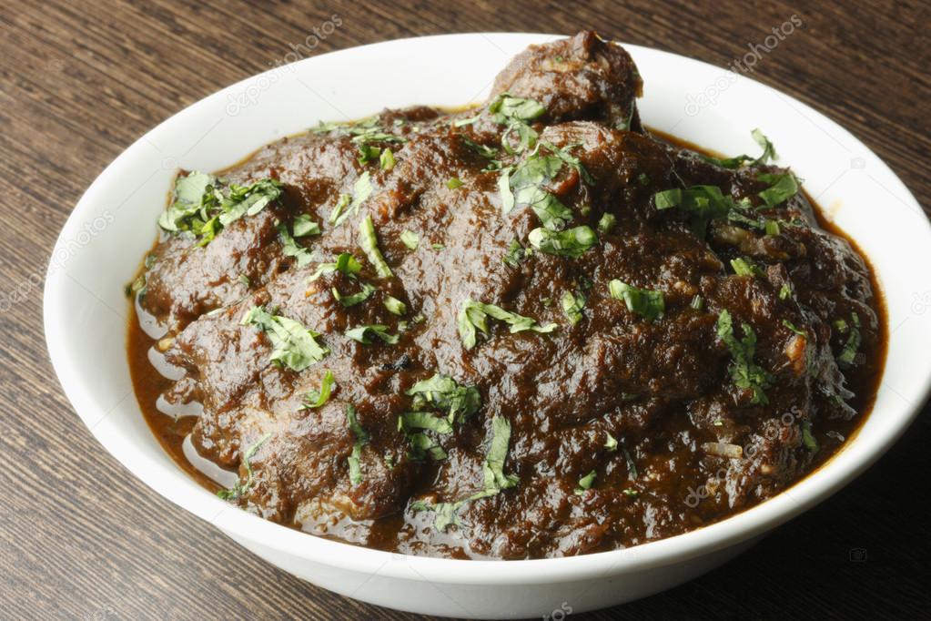 Kasha Mangsho - Cordero tradicional bengalí al curry. 2022