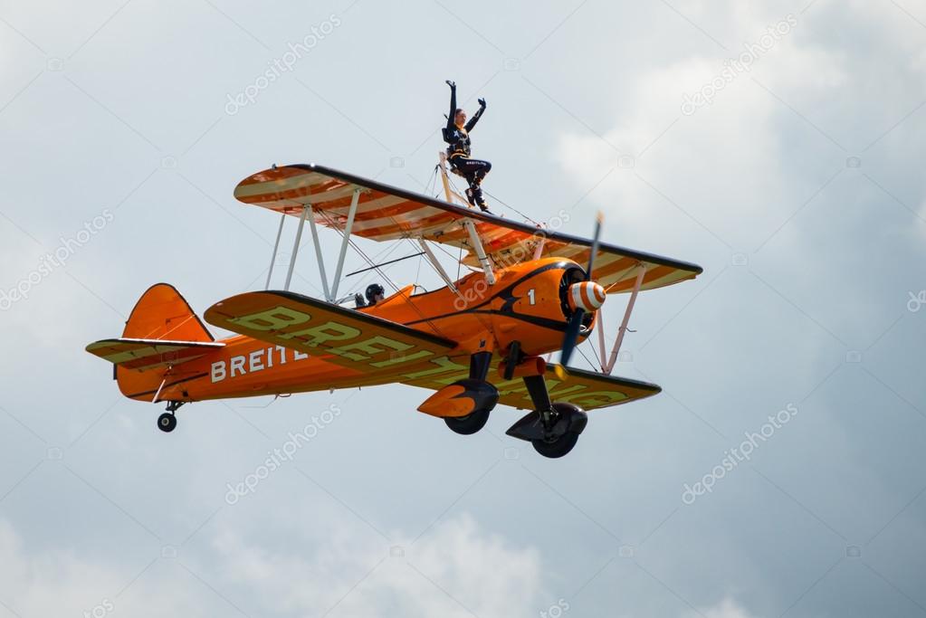 Breitling Wing Walkers display team – Stock Editorial Photo © fotogenix ...
