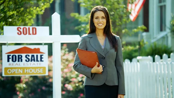 Real estate agent Stock Photos, Royalty Free Real estate agent Images ...