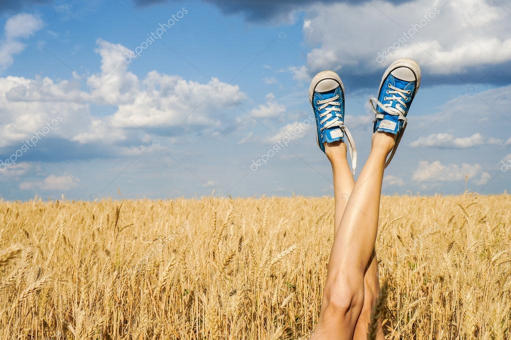Sexy summer legs Stock Photo by ©HappyCity 77622544