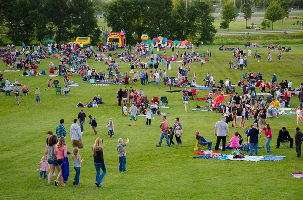 Park event Stock Photos, Royalty Free Park event Images | Depositphotos