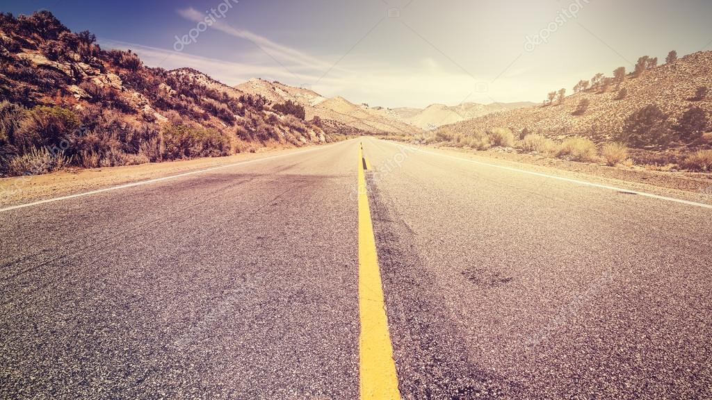 Retro vintage style endless country road, USA. — Stock Photo ...