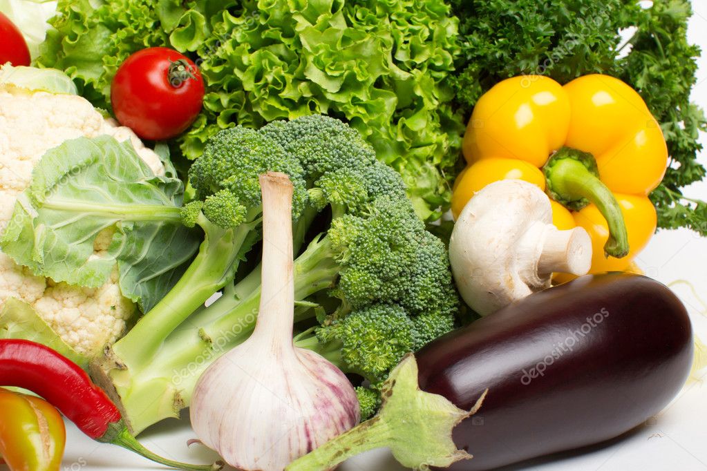 Decorative pattern of fresh vegetables on white background Stock Photo ...