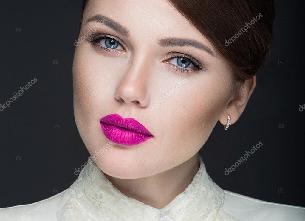 Beautiful Girl With Pink Lips In White Clothes In The Form Of Retro