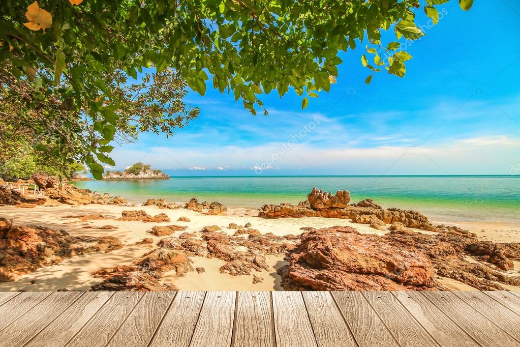 Peaceful beach background — Stock Photo © thawornnulove #109766154
