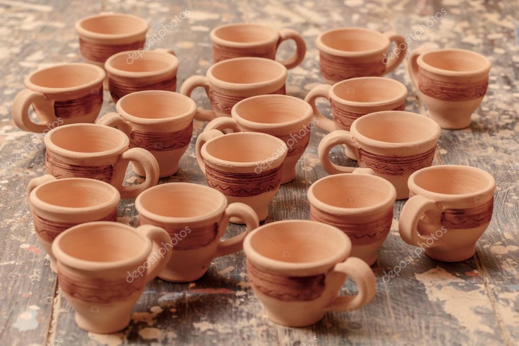 Range of clay pottery — Stock Photo © Dmyrto_Z #68777065
