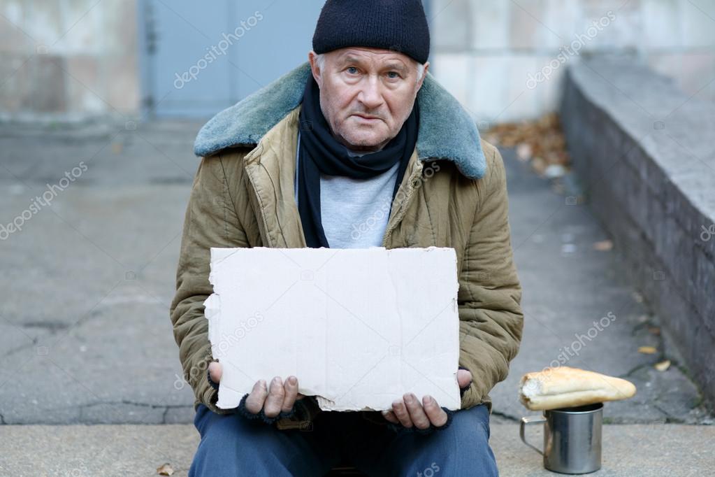 Homeless Man With Sign Remembering Homeless Veterans Crystal Pyramid