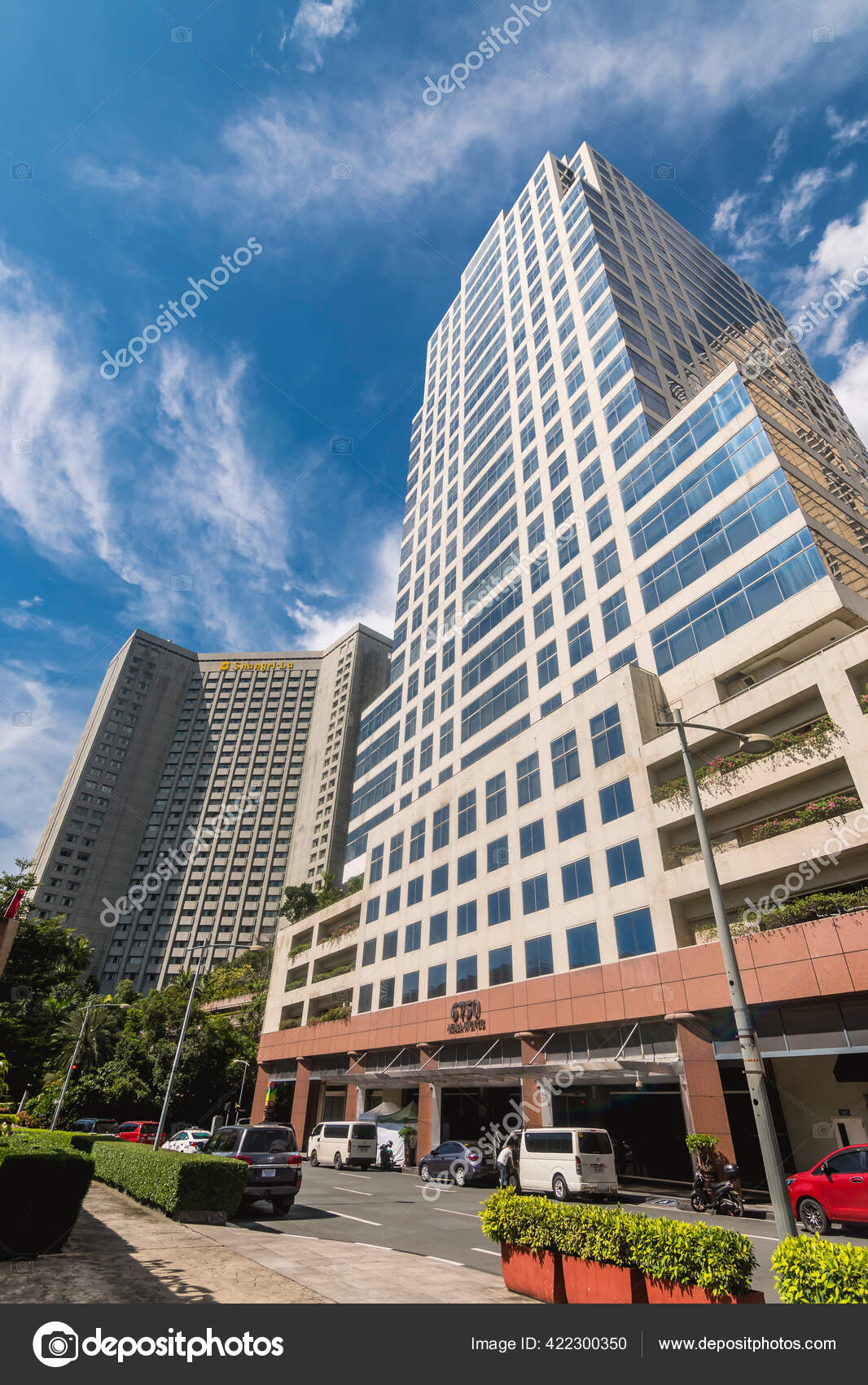 Edificio De Hotel De 5 Estrellas