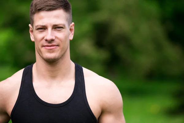 Imágenes de Hombre robusto, fotos de Hombre robusto sin royalties ...