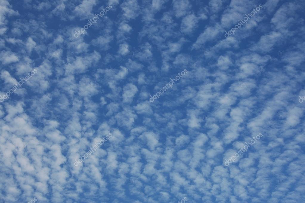 Cirrocumulus clouds Stock Photo by ©kurtgisler 59109589