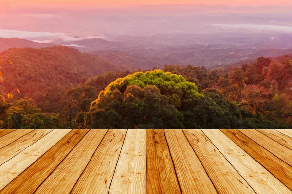 Tarima de madera Stock Photos, Royalty Free Tarima de madera Images ...