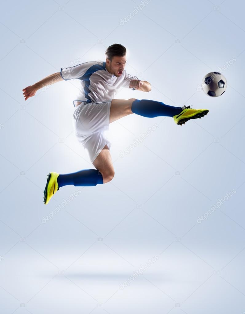 Soccer player in action — Stock Photo © 103tnn #66326505
