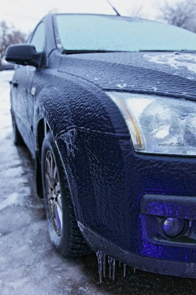 Frozen vehicle Stock Photos, Royalty Free Frozen vehicle Images ...