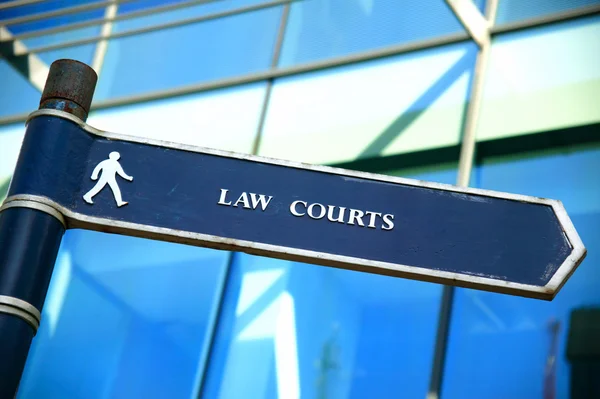 Law courts sign Stock Photos, Royalty Free Law courts sign Images ...
