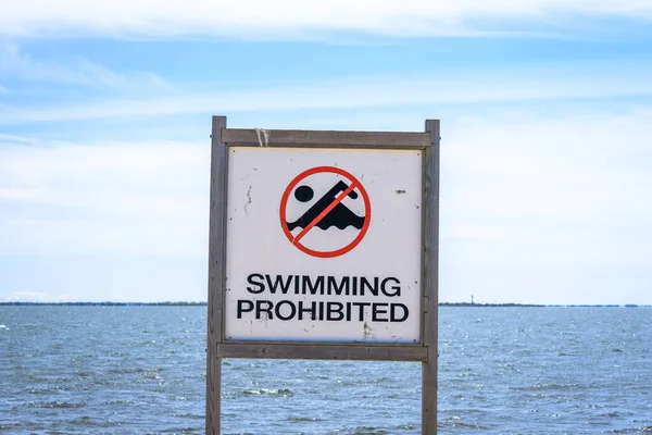 Bait sign Stock Photos, Royalty Free Bait sign Images | Depositphotos