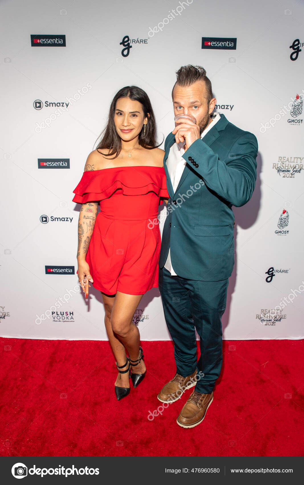 Derrick Kosinski Wife