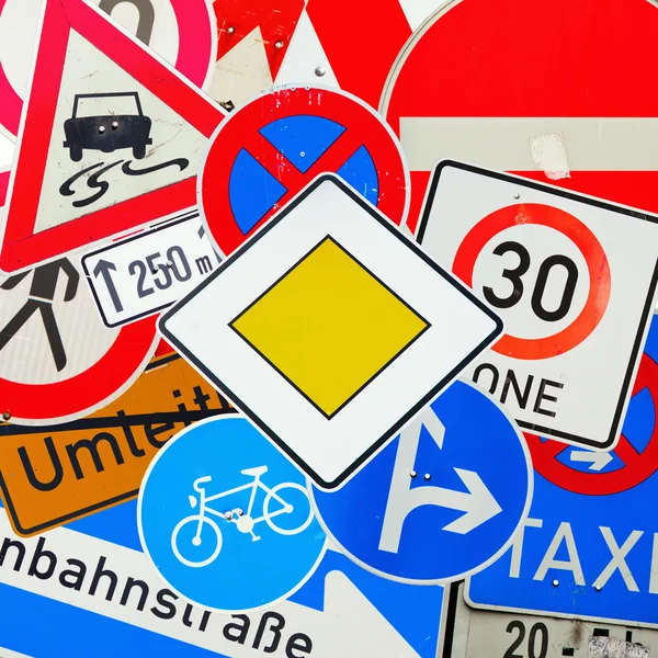 Traffic signs Stock Photos, Royalty Free Traffic signs Images ...