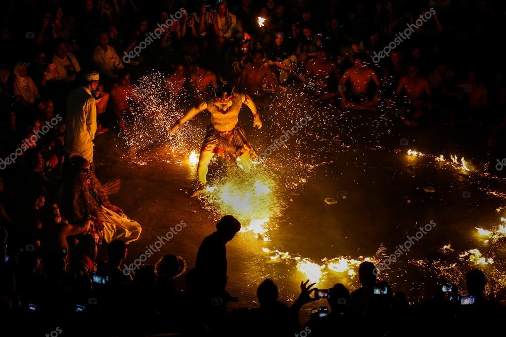Kecak Fire Dance, Bali Island — Stock Editorial Photo © chenws #54702813