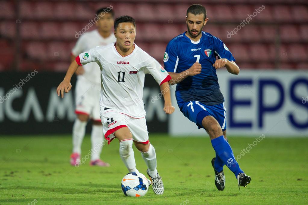 AFC U-16 Championship between Kuwait and DPR Korea — Stock Editorial Photo © mooinblack #53319375