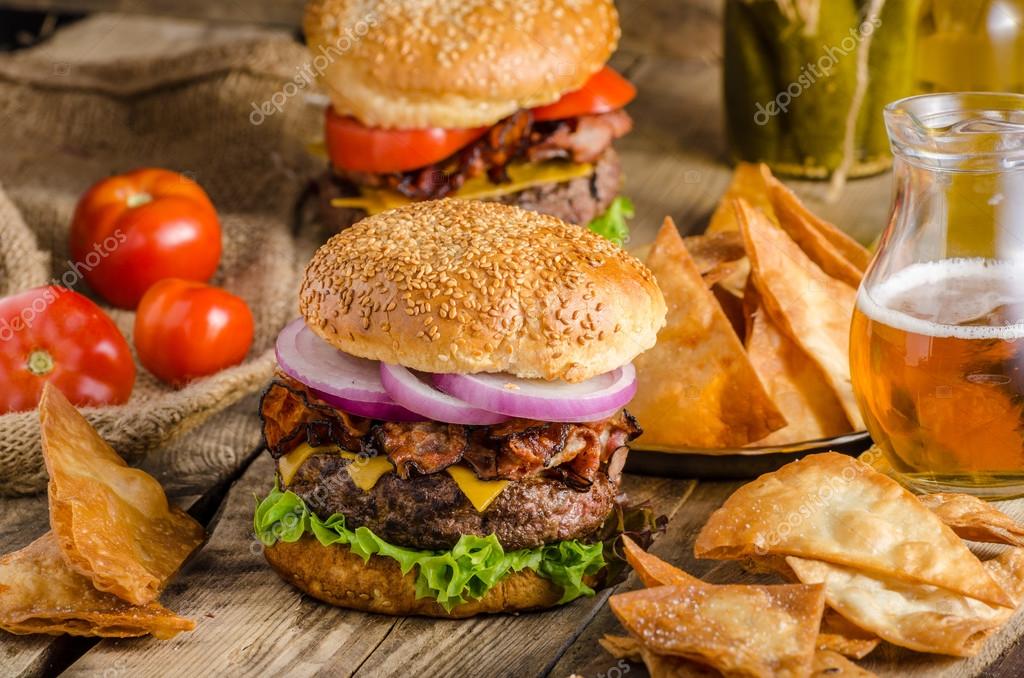 American rustic burger — Stock Photo © Peteer #84225562