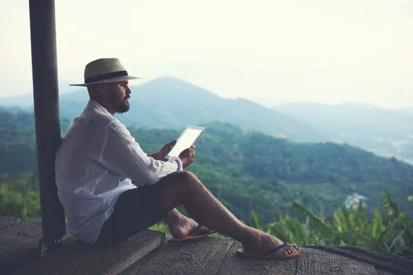 Wanderer Stock Photos, Royalty Free Wanderer Images | Depositphotos®