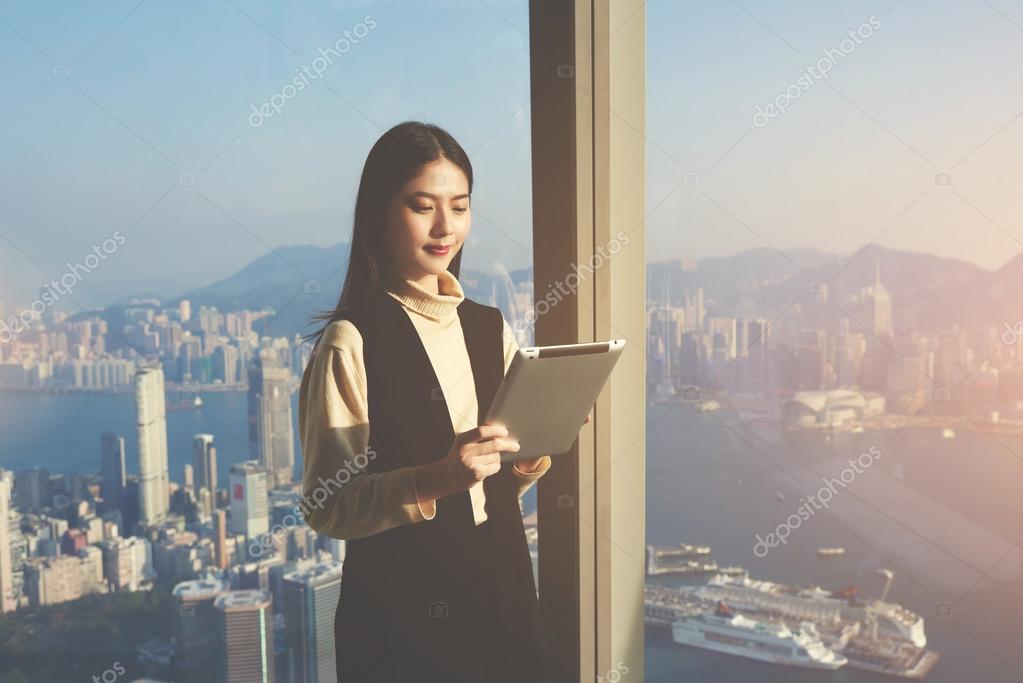 Woman worker reading e-mail — Stock Photo © GaudiLab #110886782