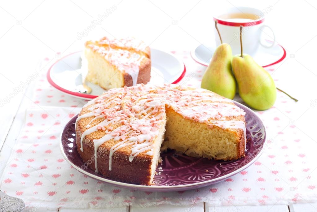 Caramelized pear sponge cake — Stock Photo © manyakotic #84523072