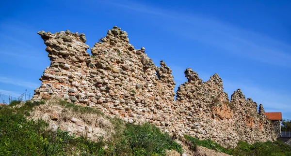 Castillo de Krevo. Ruinas de un castillo medieval. Regi n de Grodno ...
