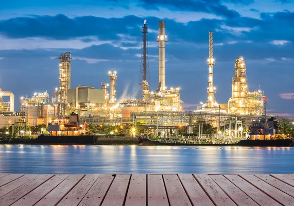 Montreal oil refineries Stock Photos, Royalty Free Montreal oil ...