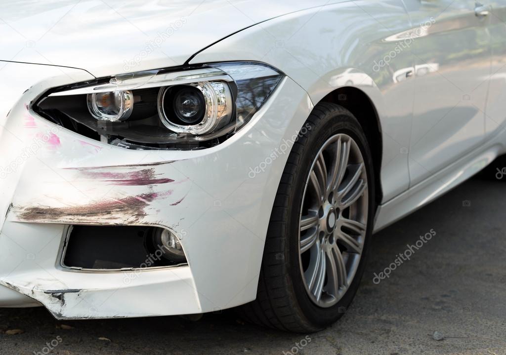 Car an accident with head light damage — Stock Photo © Bignai #107459920