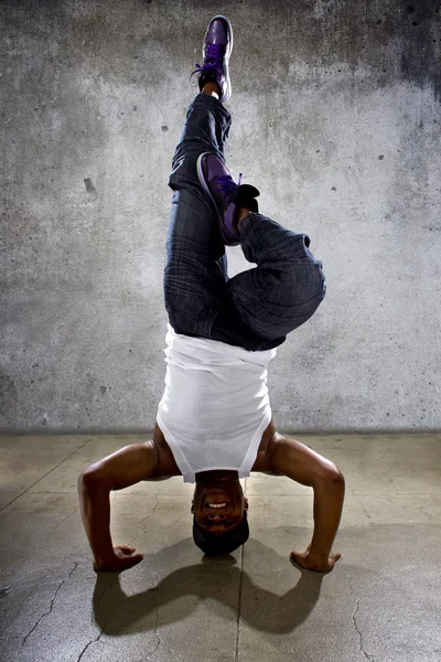 Breakdancer doing headstand — Stock Photo © innovatedcaptures #70962149