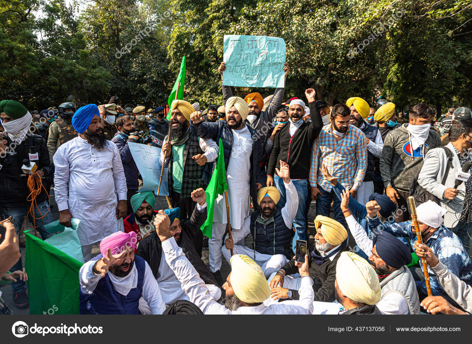 Indian Sikh Farmers Protesting Jantar Mantar Farmers Protesting New ...