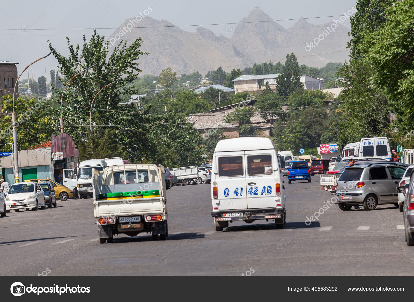Osh Kyrgyzstan Circa June 2017 Life Streets Osh Second Largest — Stock ...