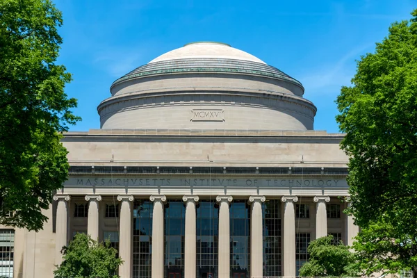Massachusetts institute of technology Stock Photos, Royalty Free ...
