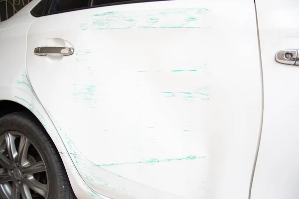 Car crash door Stock Photos, Royalty Free Car crash door Images ...