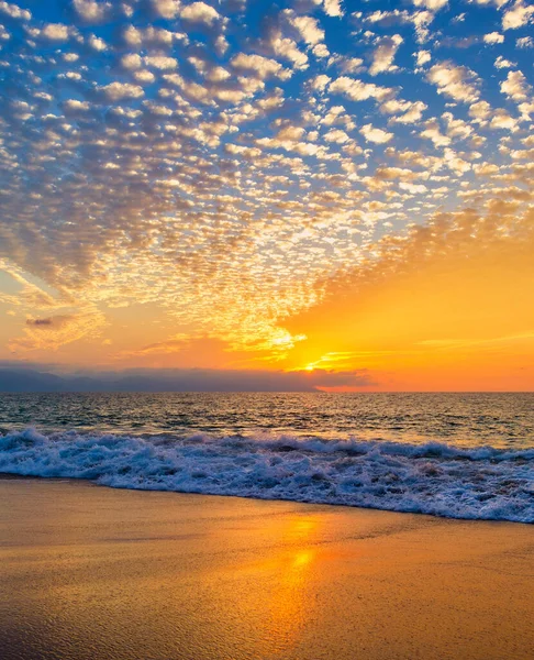 Sunset beach vertical Stock Photos, Royalty Free Sunset beach vertical ...