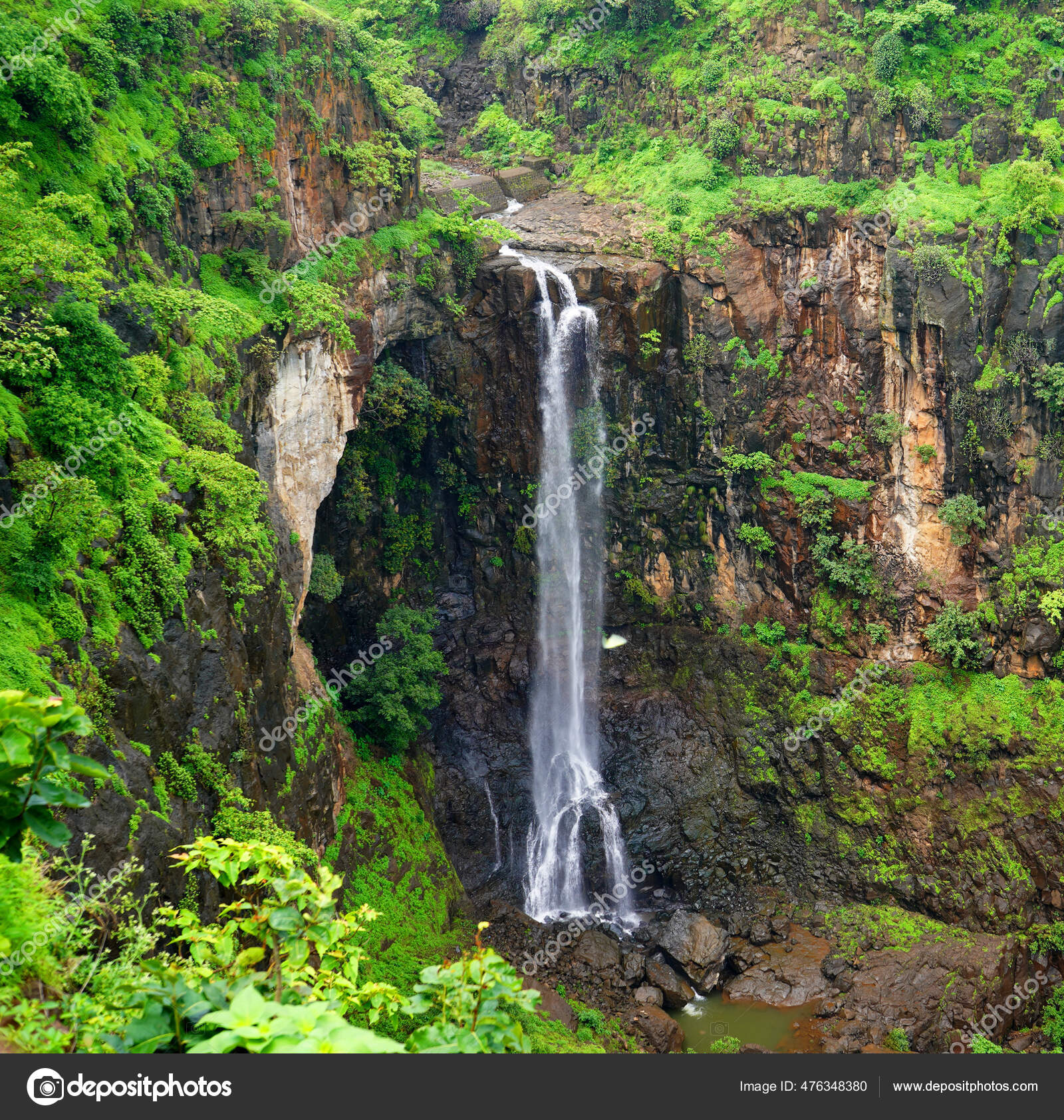 Bhimkund Waterfall Chikhaldara Hill Station Maharashtra India — Stock ...