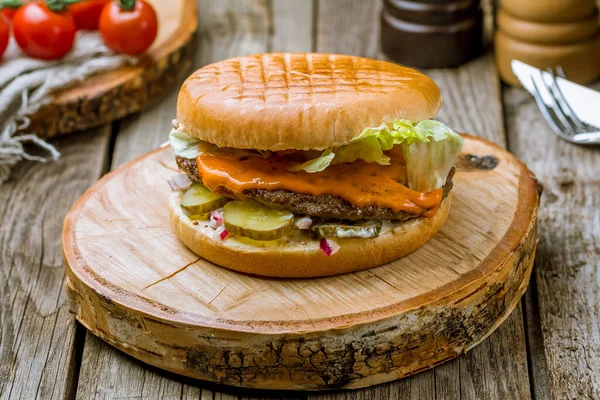 Rustic burger Stock Photos, Royalty Free Rustic burger Images ...
