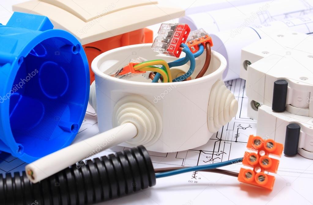 Components for electrical installations and construction diagrams ...