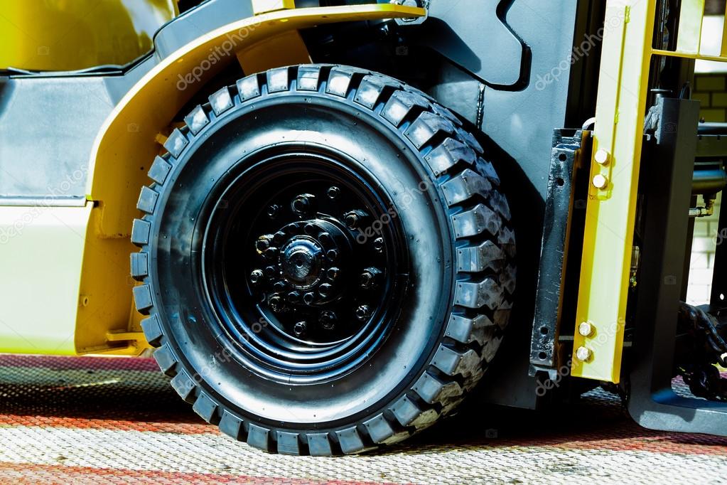 Forklift Wheel Dimensions at Brenda Bell blog