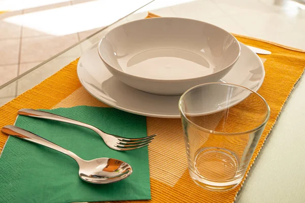 Tabel ware Stock Photos, Royalty Free Tabel ware Images | Depositphotos