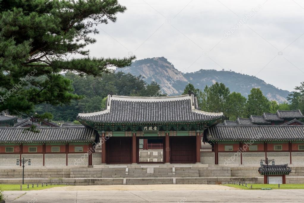 Gyeonghui gung Palace Scenery — Stock Photo © aaron90311 #82788186