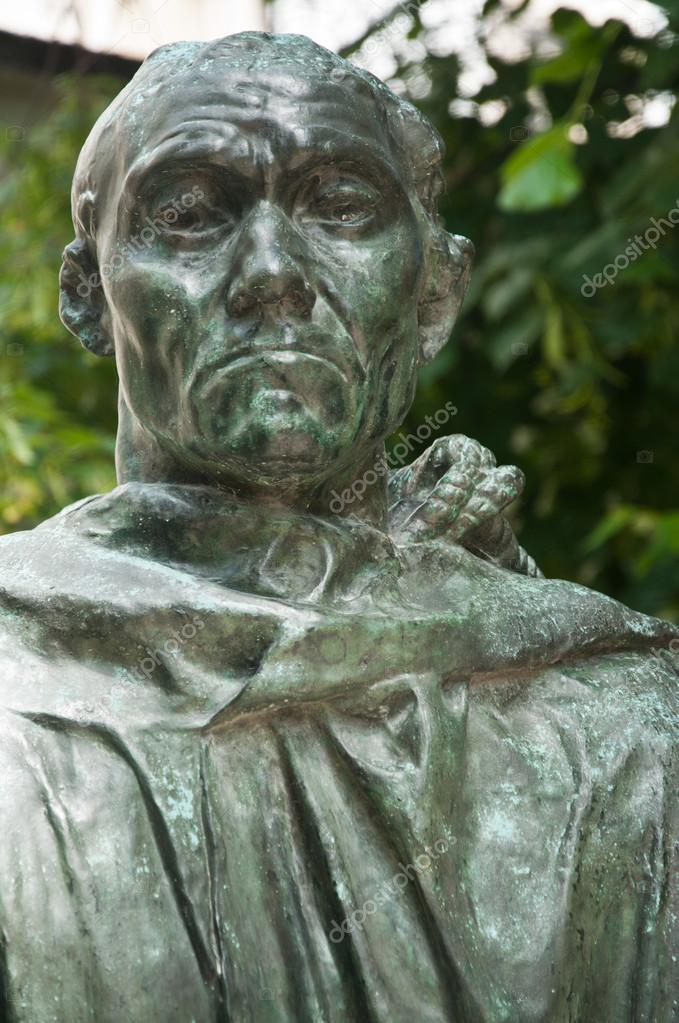 Statue in Rodin museum park in Paris — Stock Photo © NeydtStock #96347524