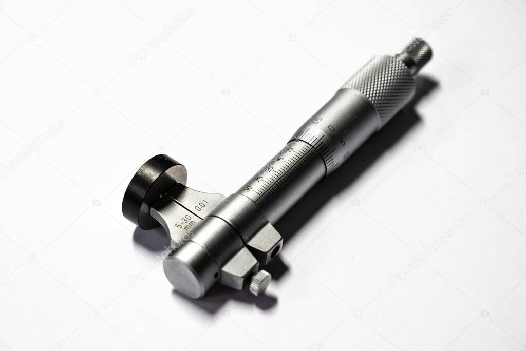 Herramientas de medici n de alta precisi n en una planta mec nica ...